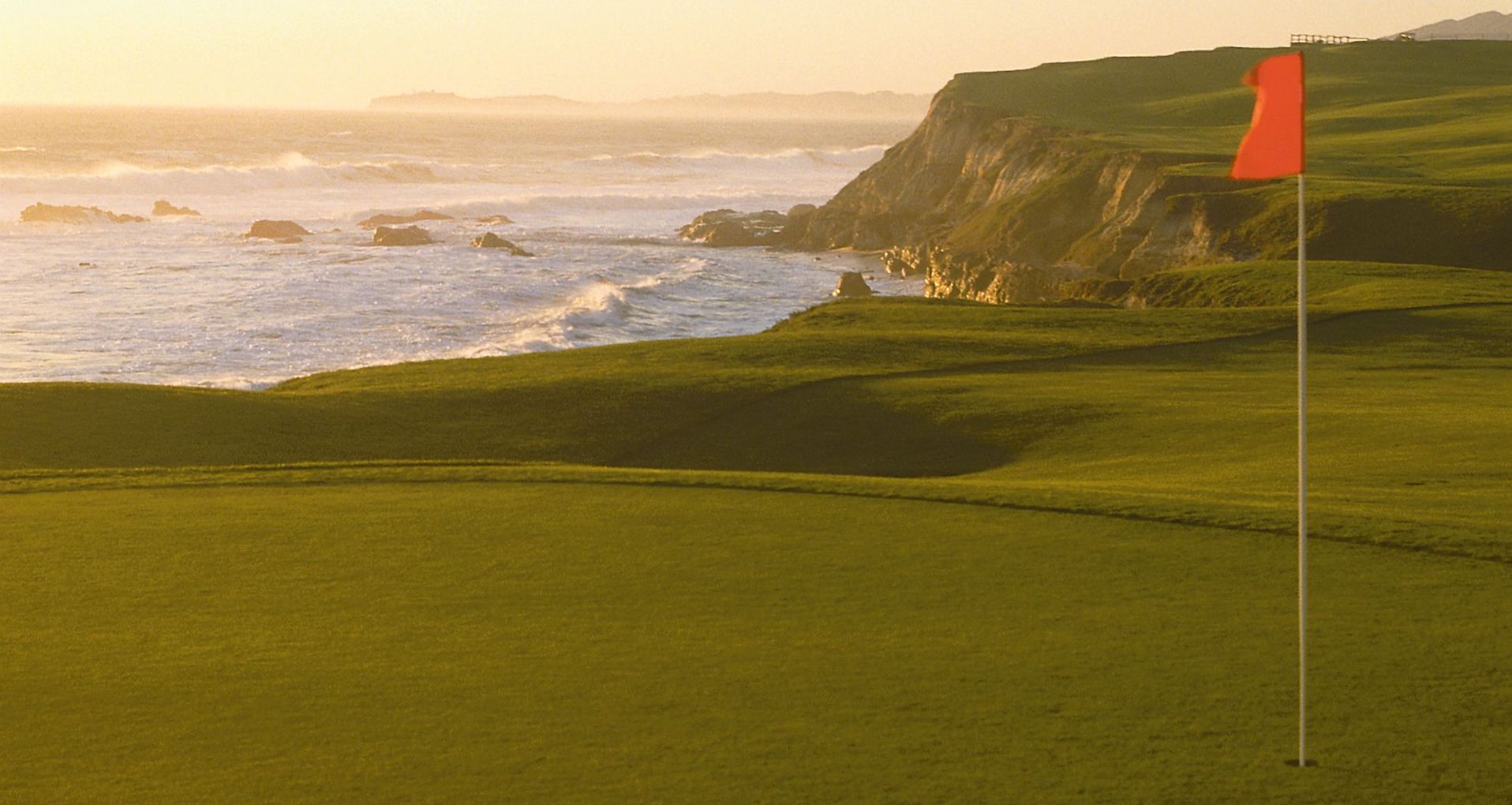 Ritz Carlton Half Moon Bay Golf Resort - Distincte